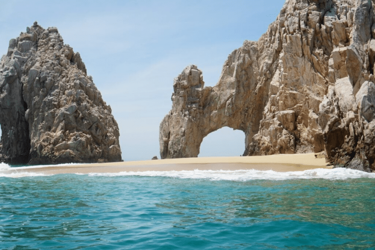 What Is the Arch of Cabo San Lucas (El Arco): Complete Guide